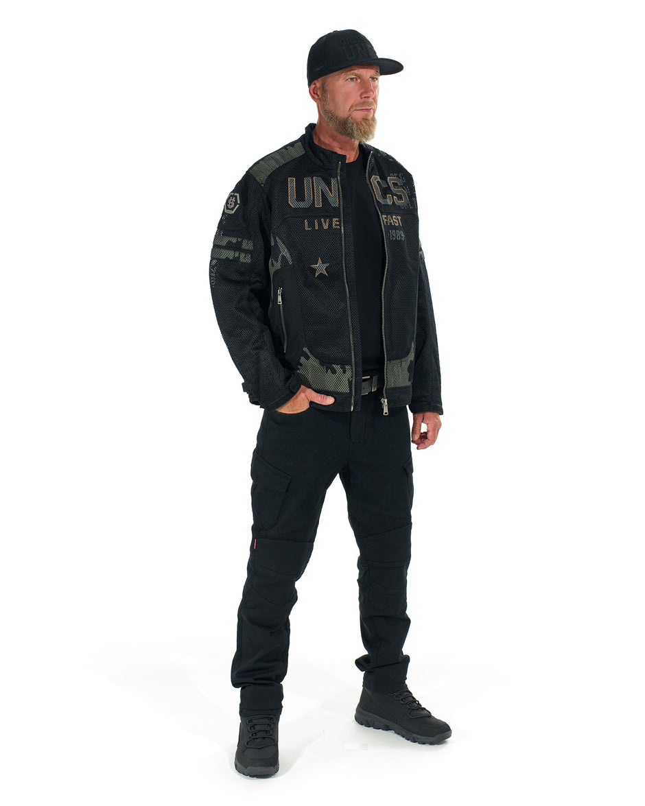 UNCS offers a unique casual streetwear and sportswear – UNCS USA